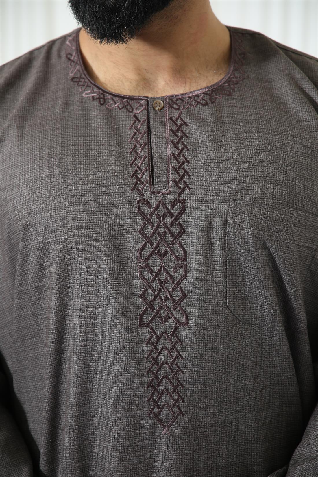 MENS JUBBA IN POLYESTER VISCOSE WITH MACHINE EMBROIDERY