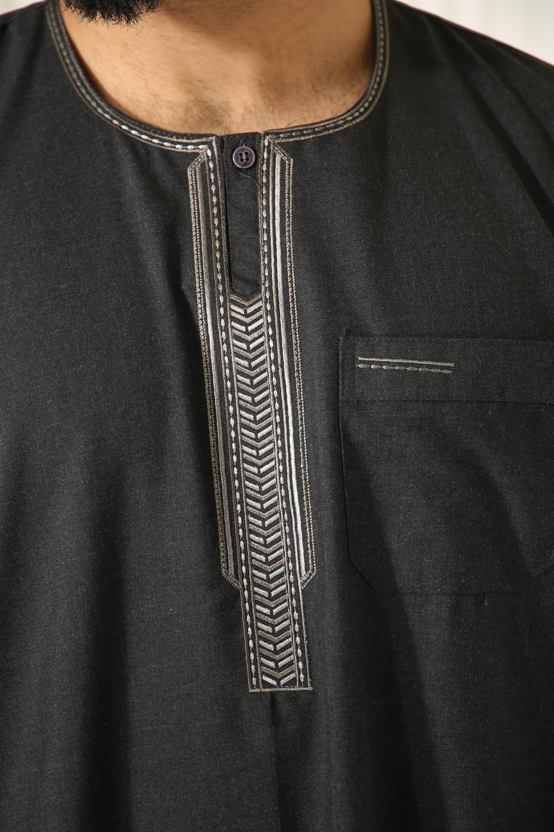 MENS JUBBA IN POLYESTER VISCOSE WITH MACHINE EMBROIDERY