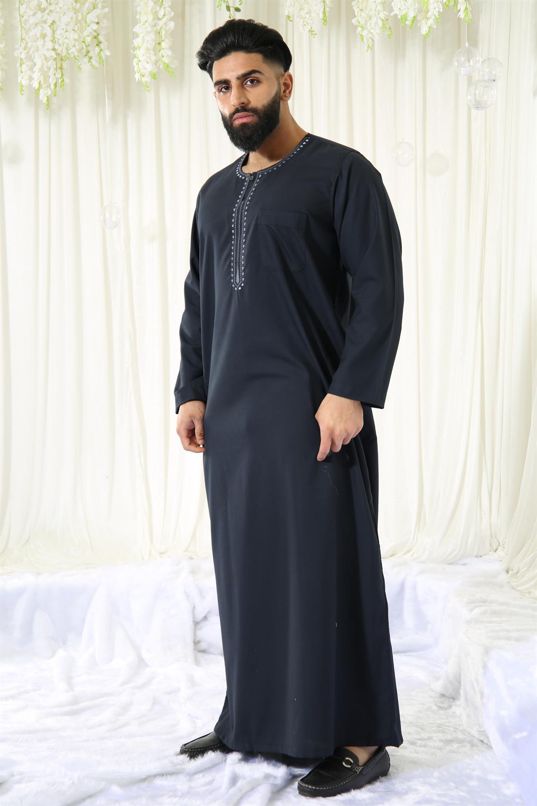 MENS JUBBA IN POLYESTER VISCOSE WITH MACHINE EMBROIDERY