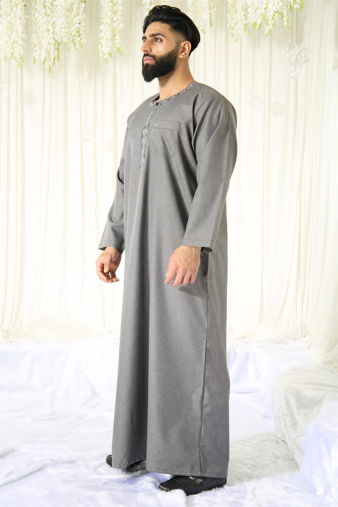 MENS JUBBA IN POLYESTER VISCOSE WITH MACHINE EMBROIDERY